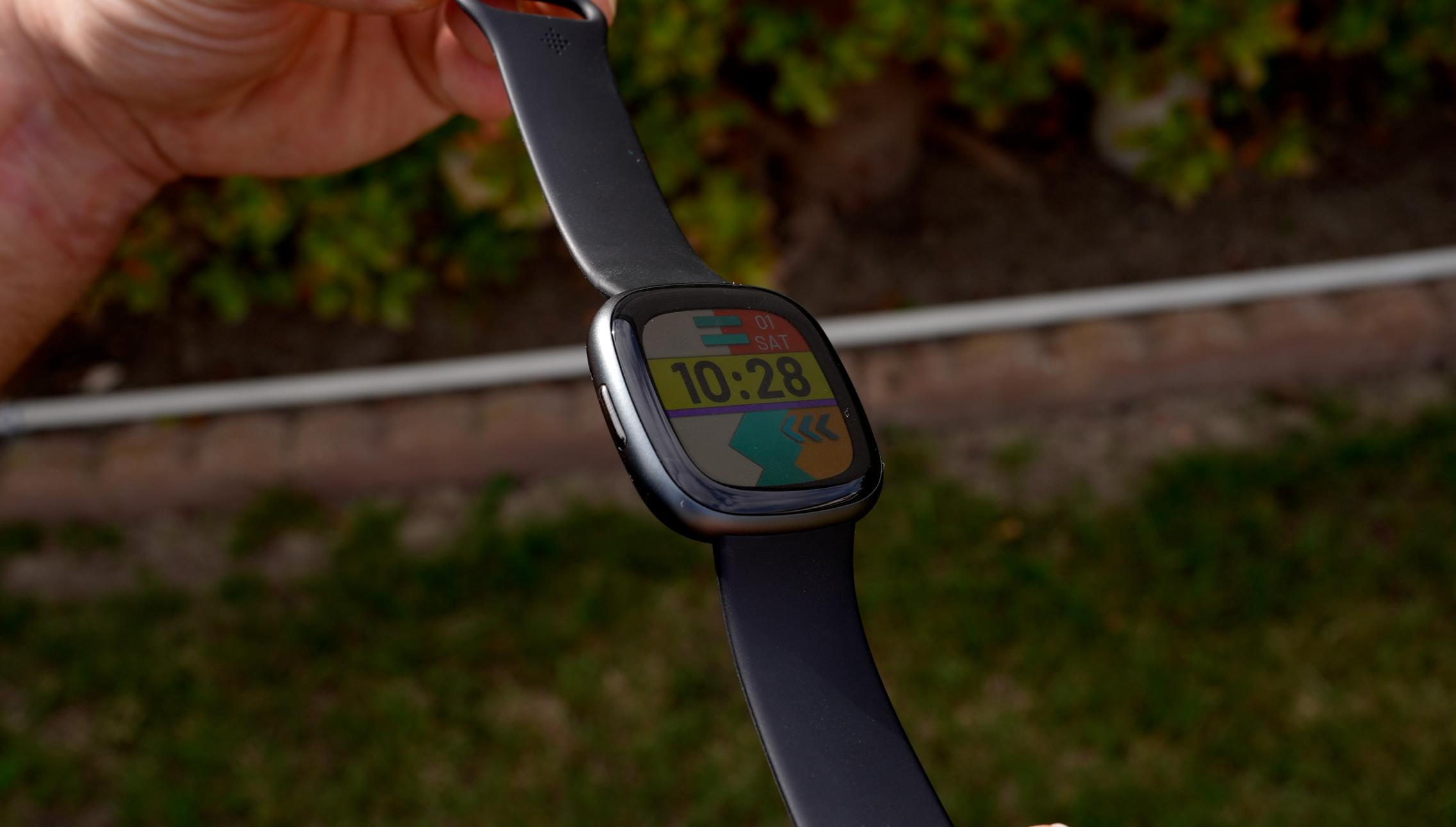 Fitbit Versa 4 review: the good, the bad, the ugly