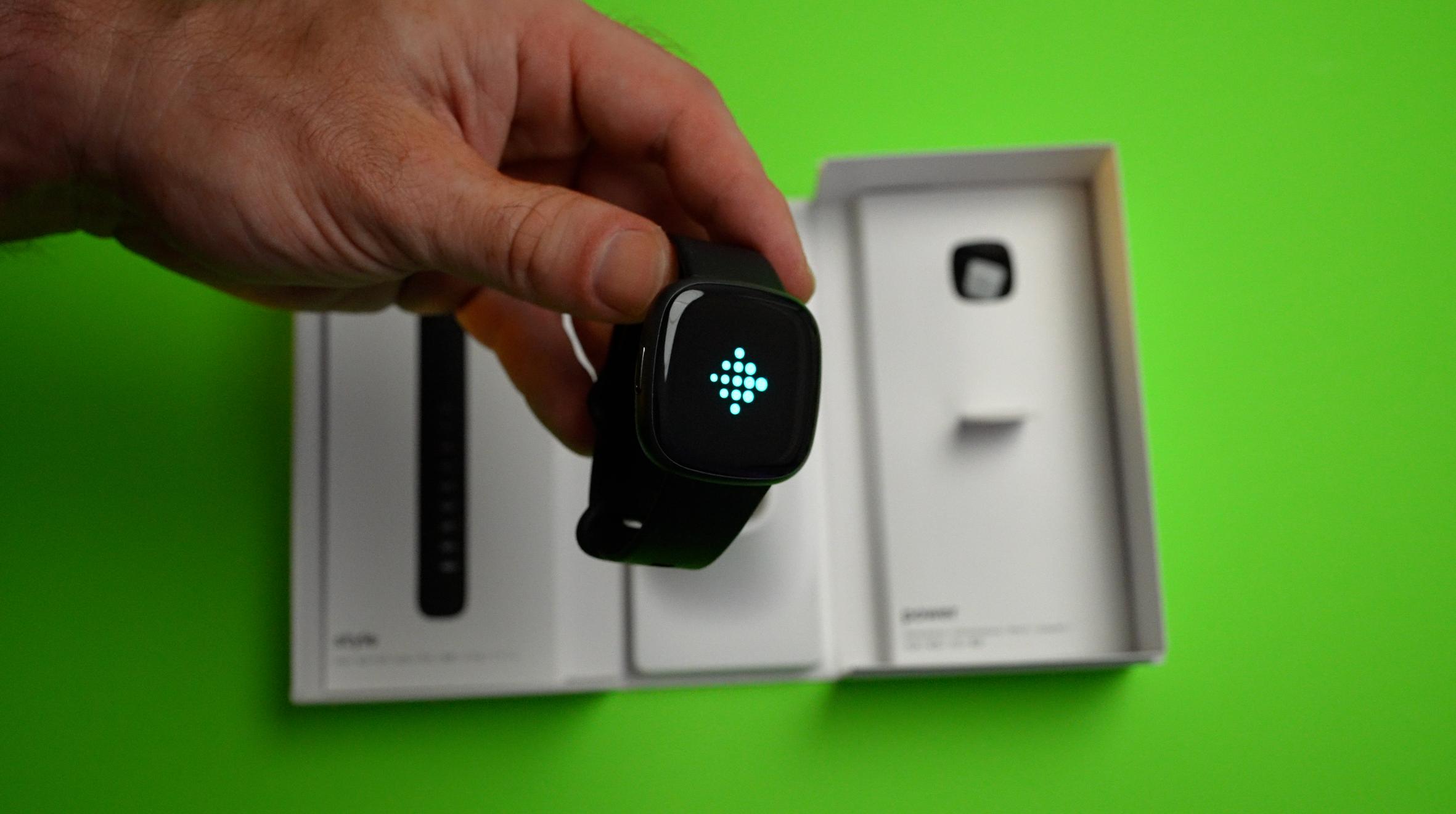 Fitbit Versa 4 review: the good, the bad, the ugly